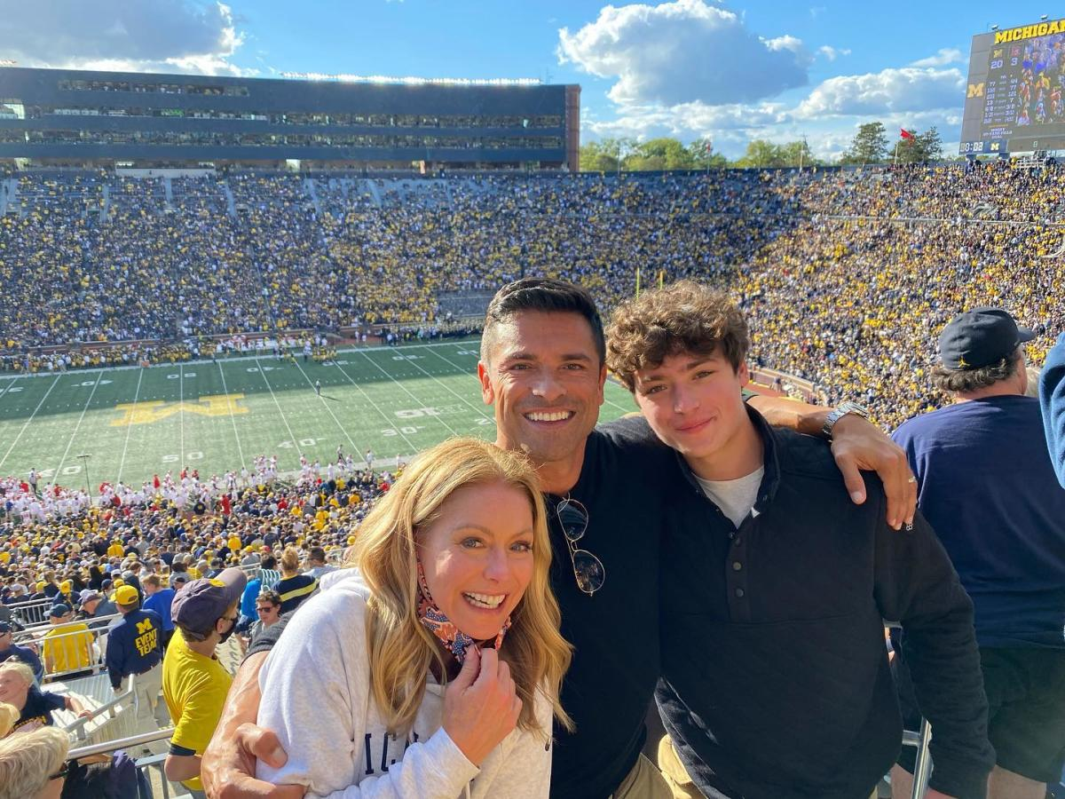 What happened to Kelly Ripa's youngest son? Fans can't help but worry ...