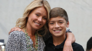 Kelly Ripa's son, Joaquin, made a bold decision that broke family ...