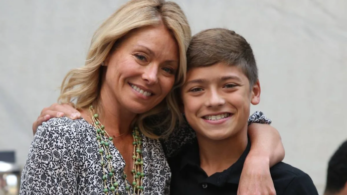 Kelly Ripa's son, Joaquin, made a bold decision that broke family ...