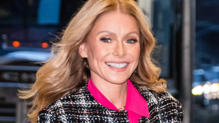 Kelly Ripa’s fans are stunned by the striking resemblance between her ...