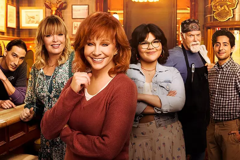 Reba McEntire, the famous country music star, has become a sitcom icon ...