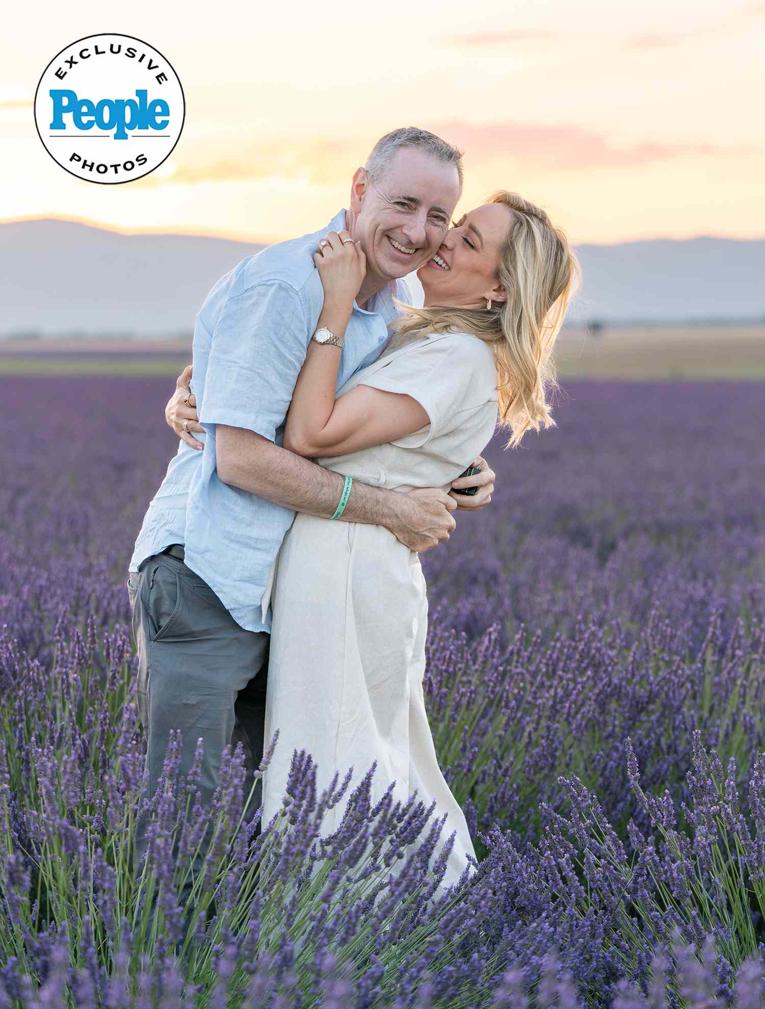 Jacqui Heinrich of Fox News has shocked the public by announcing her ...